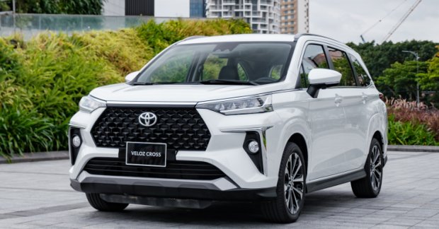 Toyota Veloz Review 2023 - An Ultimate Guide
