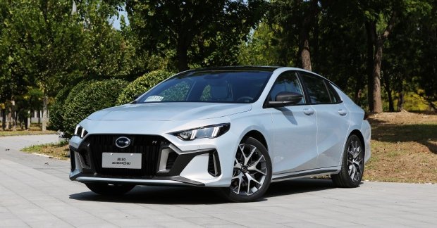 GAC Empow 2023 C-class sedan with the same design as a Hyundai car